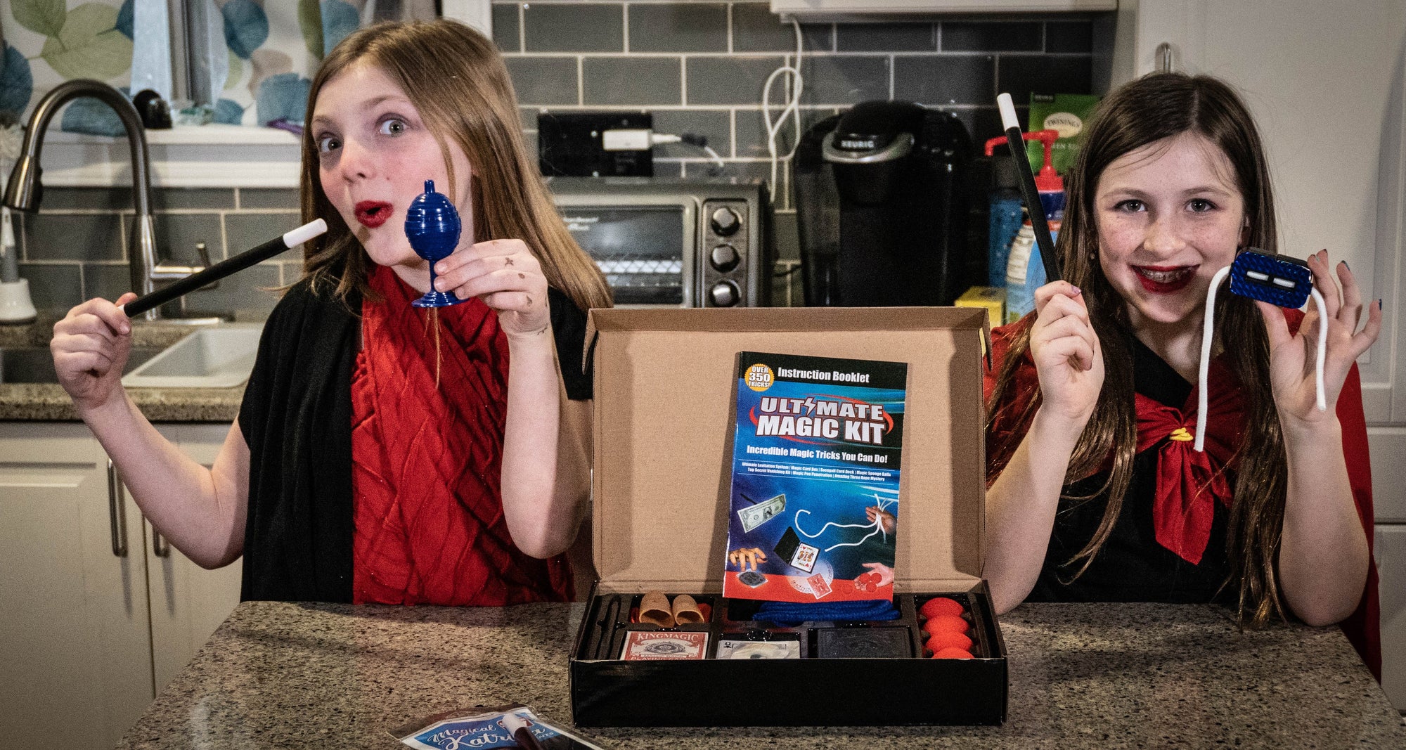 Advanced Magic Kit for Girls and Boys Female Magician Magic Kit ...